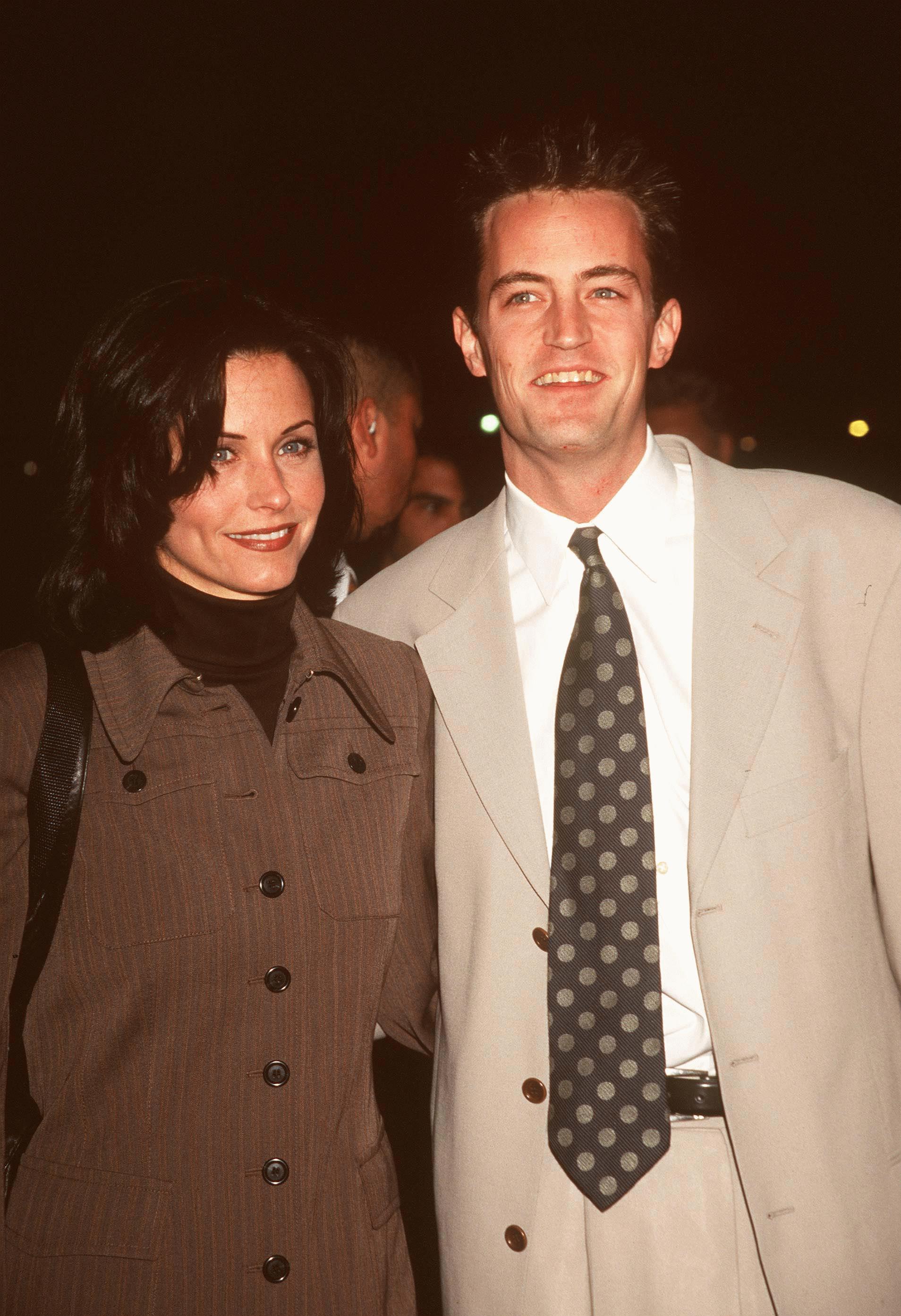 February 10: "Fools Rush In" Premiere - CCO-002 - Courteney Cox Online ...