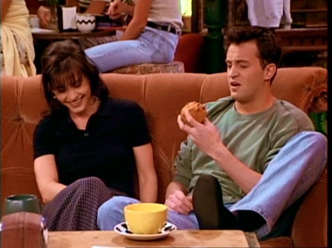2x23 - The One with the Chicken Pox - Friends S02E23 Cap 028 ...